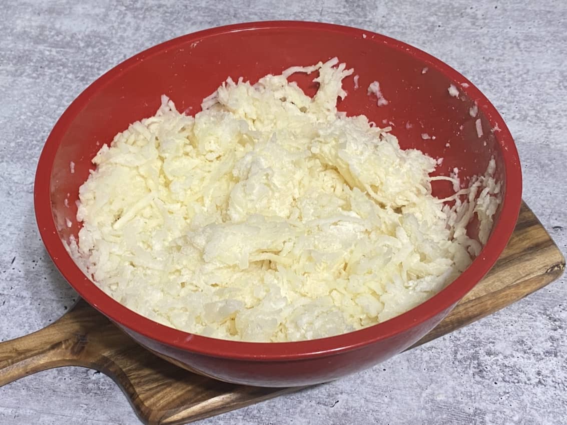 Cheesy Funeral Potatoes Casserole Recipe