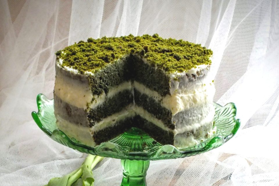 Polish Moss Cake: Cream & Spinach Cake (Lesny Mech)